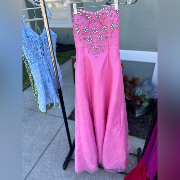 Morgan & Co. | Dresses | Morgan Co Vibrant Pink Gown | Poshmark